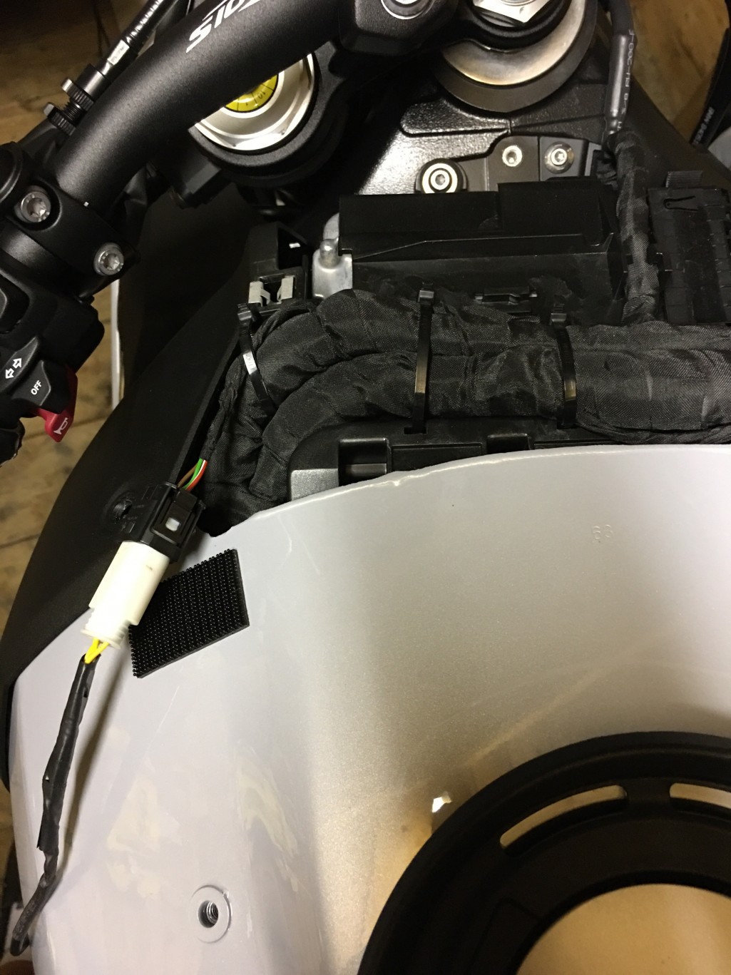 Auxiliary power socket on 21 - Accessories, Mods and Appearance - BMW ...